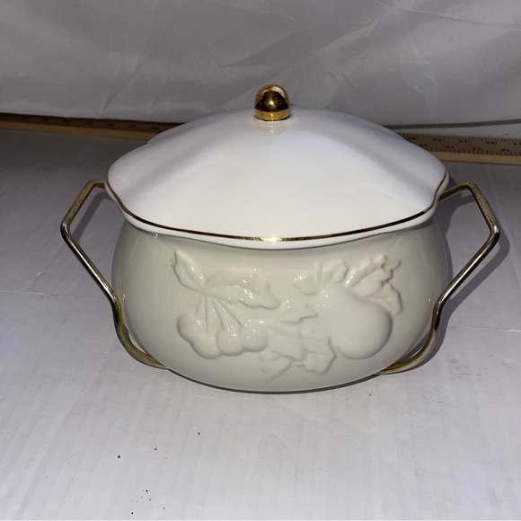 telafloral | Kitchen | Vintage Teleflora White Fruit Embossed Serving ...